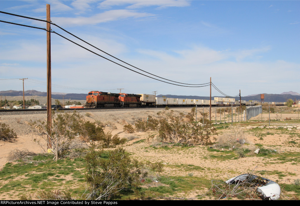 BNSF 4097 and 7772 outside Barstow yard